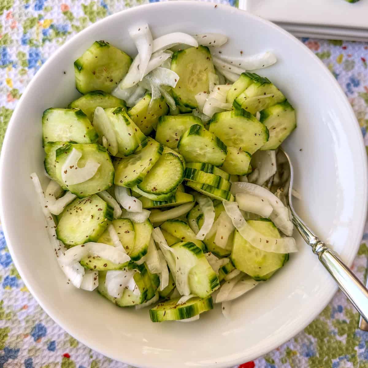 Quick Pickled Cucumbers - Crinkled Cookbook